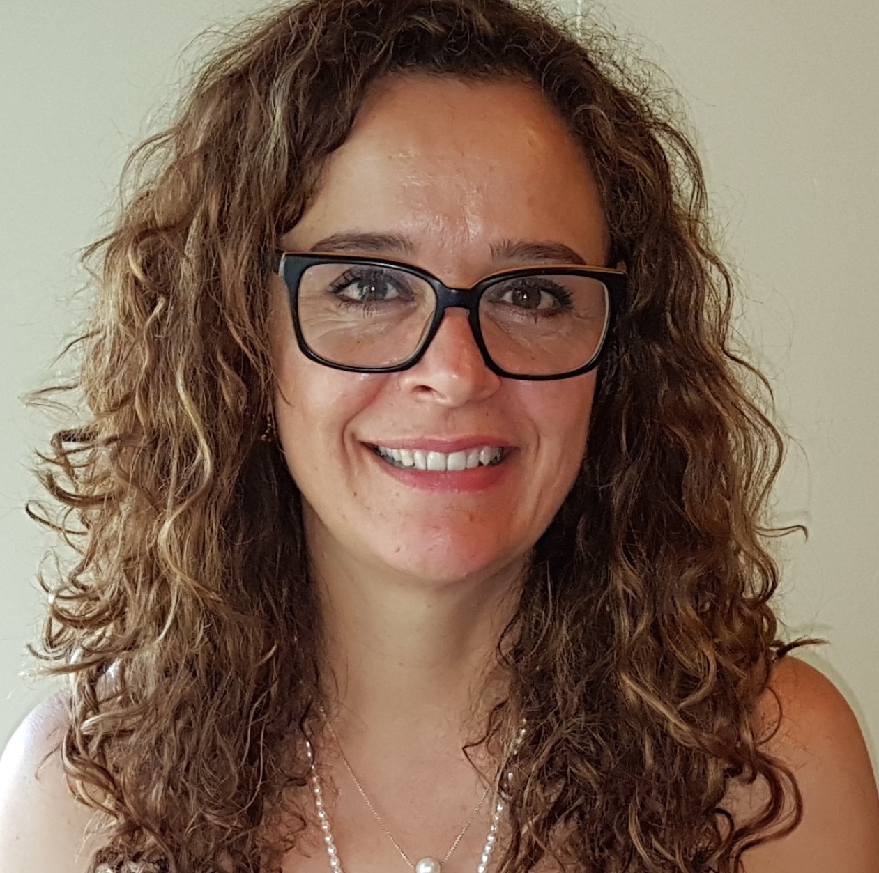 María Fernanda Reyes Retana - Under The Volcano